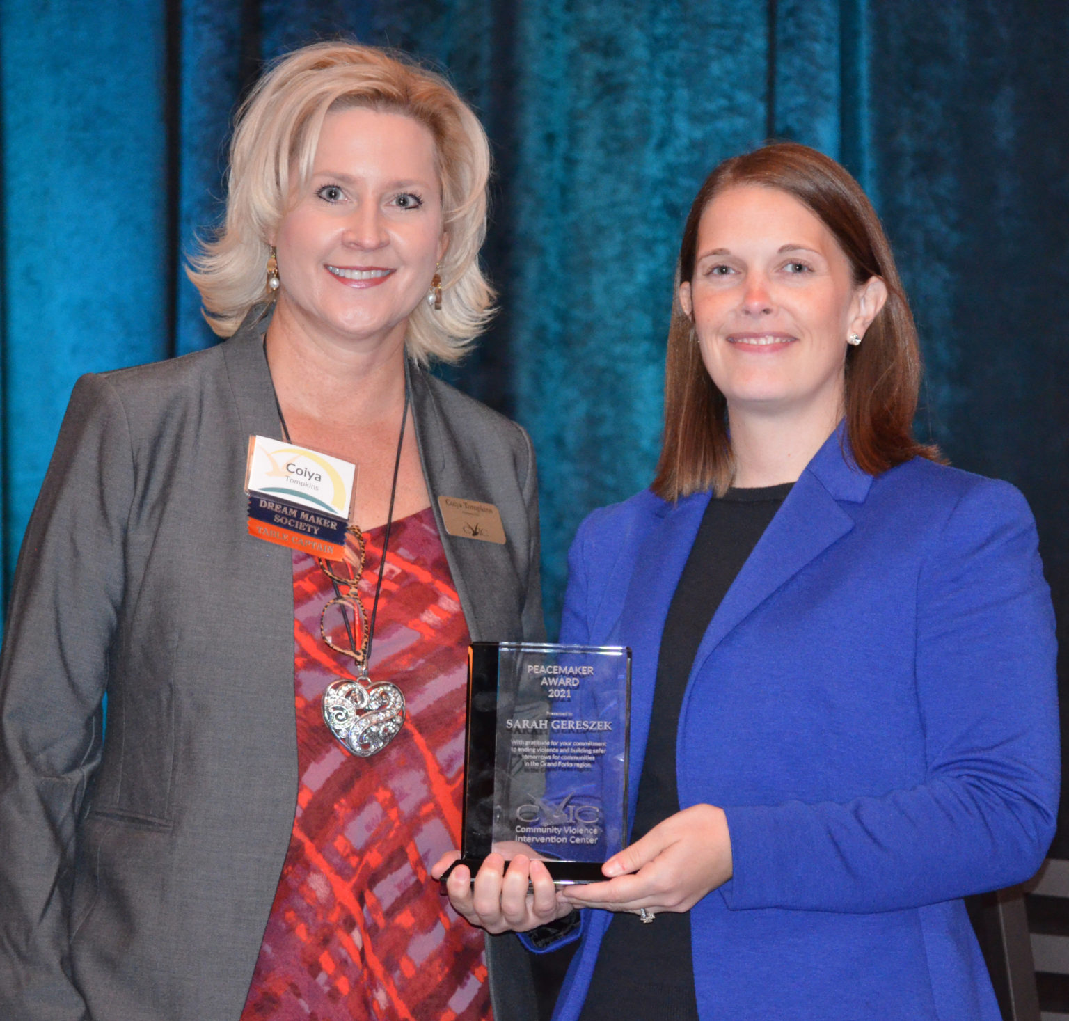 Gereszek receives 2021 CVIC Peacemaker Award | CVIC